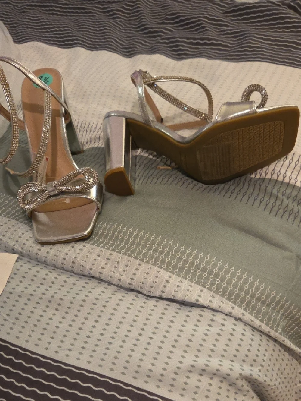Moda International | Shoes | Moda International Silver Rhinestone Bow ...